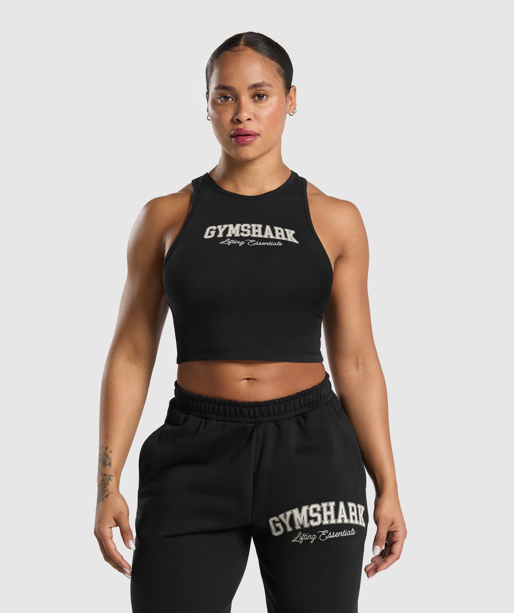 Gymshark Canotta Nera Graphic Tank: Essenziale per Allenamento e ...